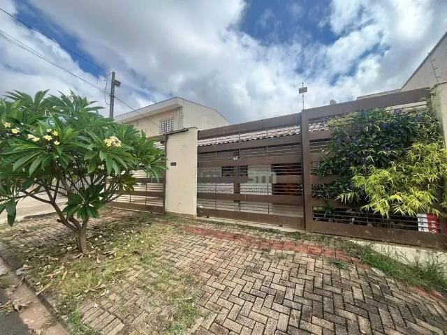 Casa / Sobrado para Venda em Londrina/PR Jardim dos Alpes I 4 Quartos