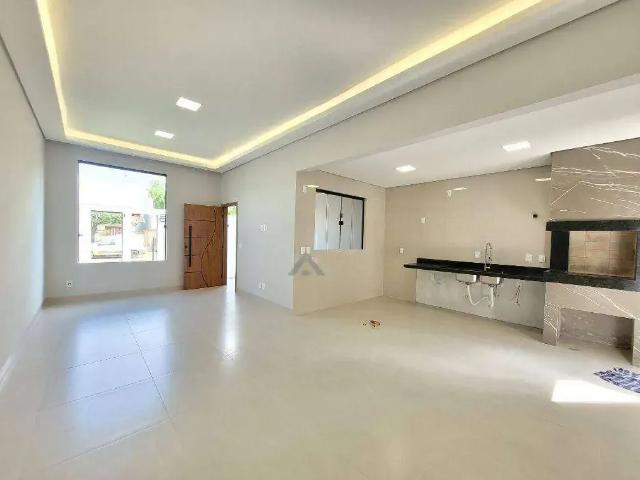 Casa / Sobrado para Venda em Londrina/PR Jardim dos Alpes I 3 Quartos