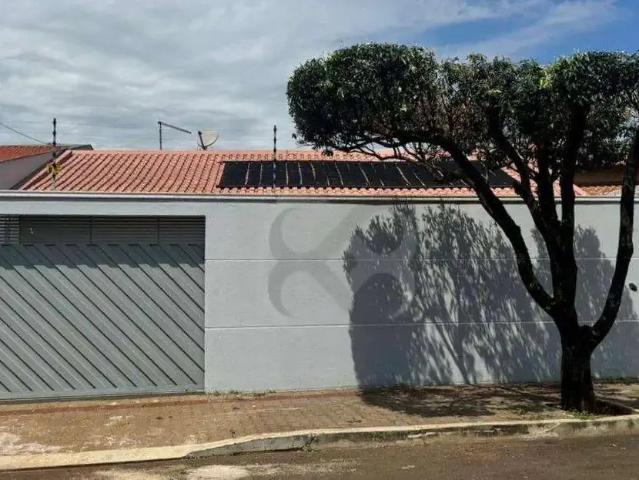 Casa / Sobrado para Venda em Londrina/PR Jardim dos Alpes I 3 Quartos