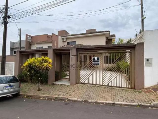 Casa / Sobrado para Venda em Londrina/PR Jardim dos Estados 3 Quartos