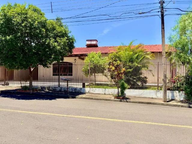 Casa / Sobrado para Venda em Londrina/PR Jardim Graziela 4 Quartos
