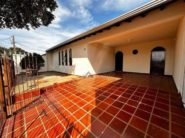 Casa / Sobrado para Venda em Londrina/PR Jardim Guararapes 3 Quartos