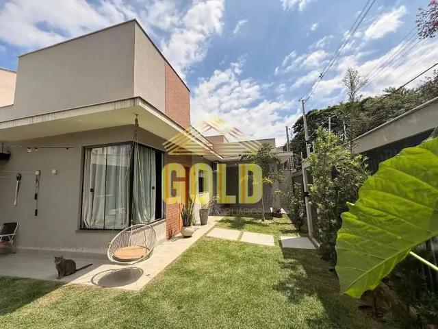 Casa / Sobrado para Venda em Londrina/PR Jardim Guararapes 3 Quartos