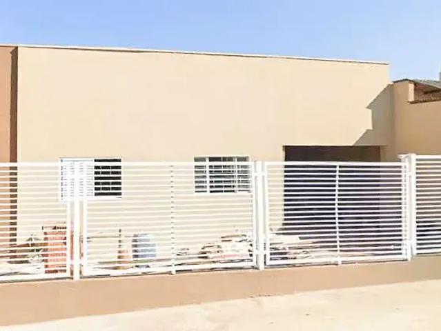 Casa / Sobrado para Venda em Londrina/PR Jardim Higienópolis 4 Quartos
