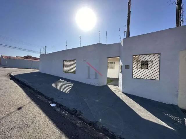 Casa / Sobrado para Venda em Londrina/PR Jardim Império do Sol 3 Quartos