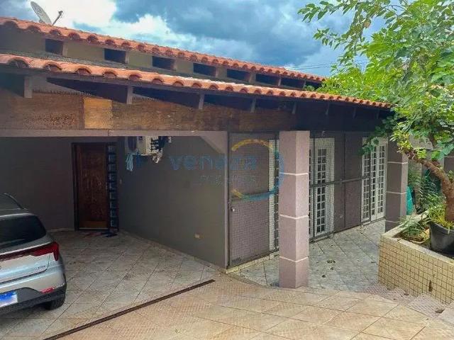 Casa / Sobrado para Venda em Londrina/PR Jardim Império do Sol 3 Quartos