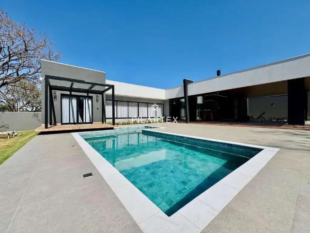 Casa / Sobrado para Venda em Londrina/PR Jardim Itatiaia 1 3 Quartos