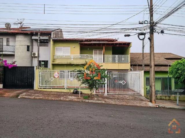 Casa / Sobrado para Venda em Londrina/PR Jardim Itália 3 Quartos