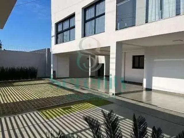 Casa / Sobrado para Venda em Londrina/PR Jardim Lolata 4 Quartos