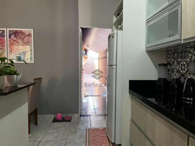 Casa / Sobrado para Venda em Londrina/PR Jardim ltaparica 3 Quartos