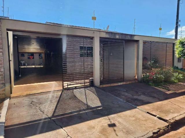 Casa / Sobrado para Venda em Londrina/PR Jardim Maria Celina 3 Quartos