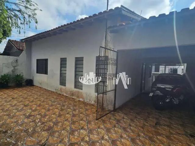 Casa / Sobrado para Venda em Londrina/PR Jardim Mazzei 1 4 Quartos