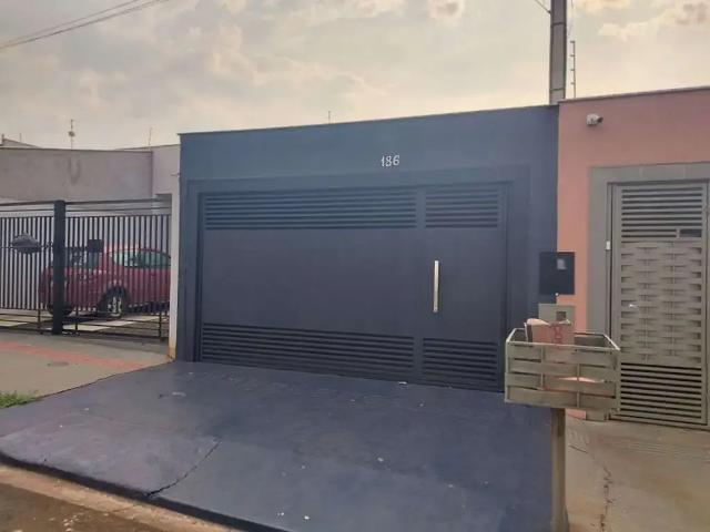 Casa / Sobrado para Venda em Londrina/PR Jardim Montecatini 2 Quartos