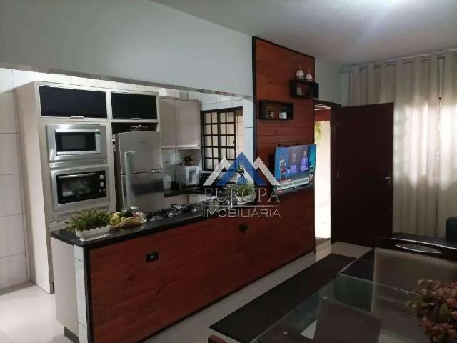 Casa / Sobrado para Venda em Londrina/PR Jardim Montecatini 2 Quartos