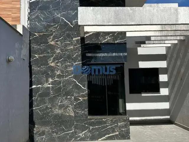 Casa / Sobrado para Venda em Londrina/PR Jardim Montecatini 3 Quartos