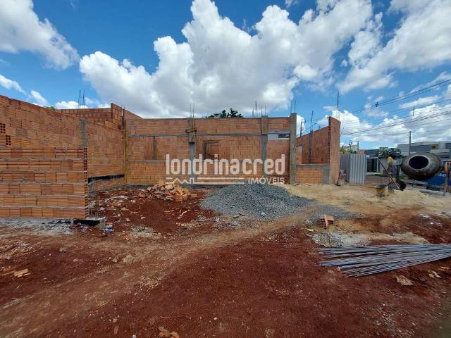 Casa / Sobrado para Venda em Londrina/PR Jardim Montecatini 3 Quartos