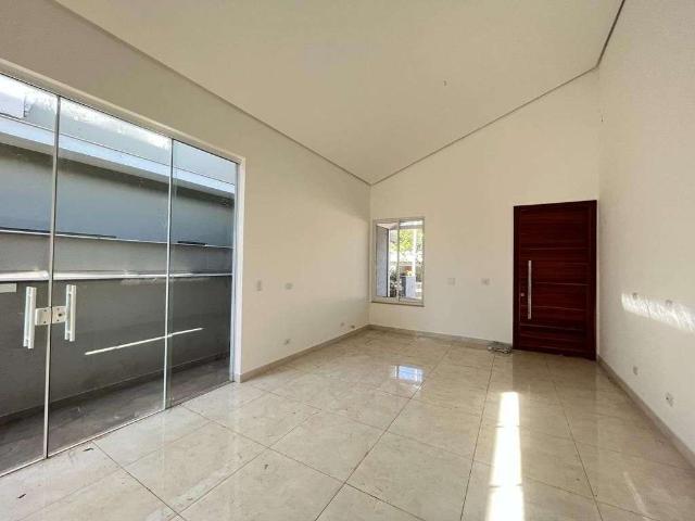 Casa / Sobrado para Venda em Londrina/PR Jardim Montecatini 3 Quartos