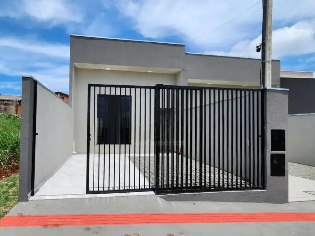 Casa / Sobrado para Venda em Londrina/PR Jardim Moema 3 Quartos