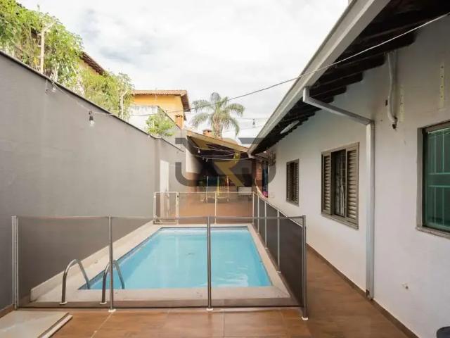 Casa / Sobrado para Venda em Londrina/PR Jardim Nápoles 4 Quartos