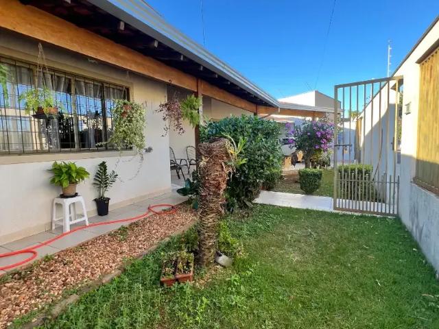 Casa / Sobrado para Venda em Londrina/PR Jardim Neman Sahyun 4 Quartos