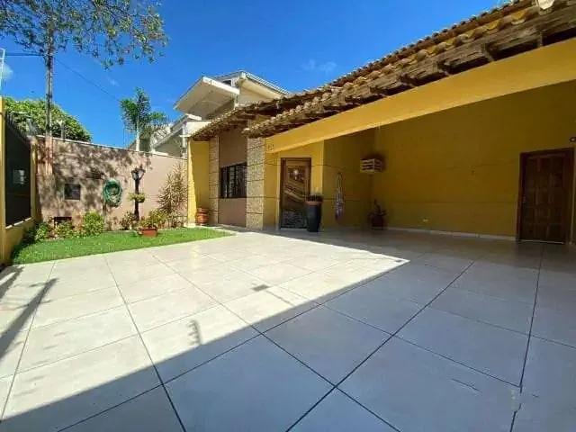 Casa / Sobrado para Venda em Londrina/PR Jardim Oriente 3 Quartos