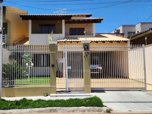 Casa / Sobrado para Venda em Londrina/PR Jardim Oriente 3 Quartos