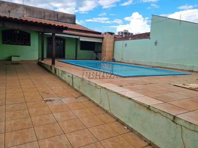 Casa / Sobrado para Venda em Londrina/PR Jardim Pacaembu 2 Quartos