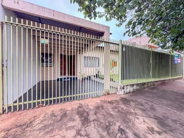 Casa / Sobrado para Venda em Londrina/PR Jardim Pacaembu 3 Quartos