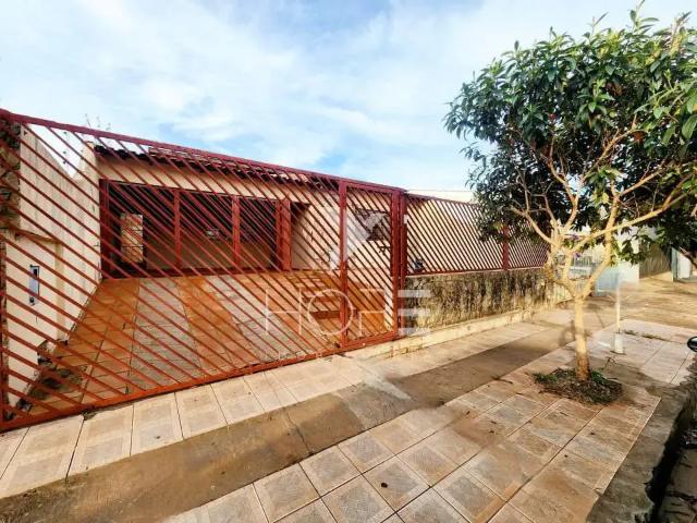 Casa / Sobrado para Venda em Londrina/PR Jardim Pacaembu 3 Quartos