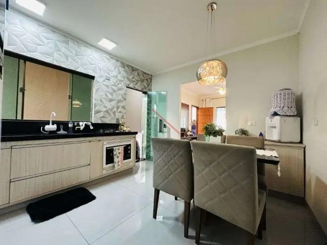 Casa / Sobrado para Venda em Londrina/PR Jardim Pacaembu 3 Quartos