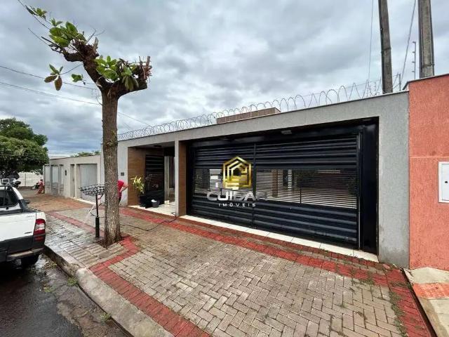 Casa / Sobrado para Venda em Londrina/PR Jardim Pacaembu 3 Quartos