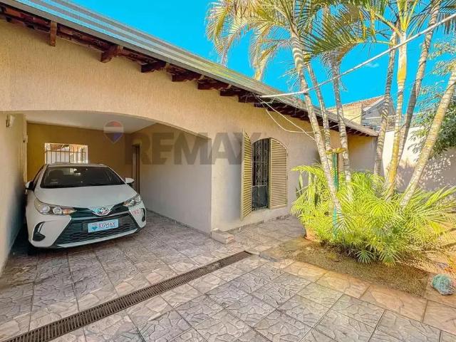 Casa / Sobrado para Venda em Londrina/PR Jardim Palermo 3 Quartos
