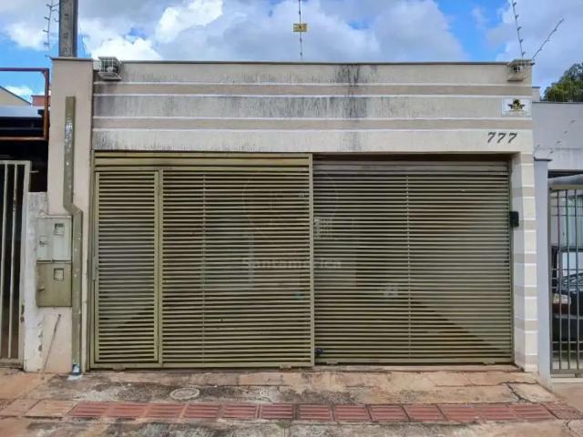 Casa / Sobrado para Venda em Londrina/PR Jardim Pequena Londres 2 Quartos