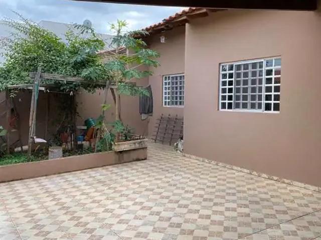 Casa / Sobrado para Venda em Londrina/PR Jardim Pérola 3 Quartos