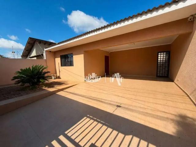 Casa / Sobrado para Venda em Londrina/PR Jardim Pérola 3 Quartos