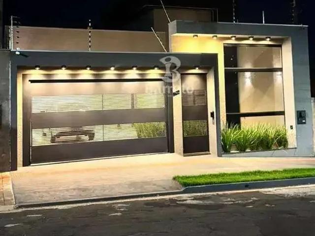 Casa / Sobrado para Venda em Londrina/PR Jardim Pioneiros 3 Quartos