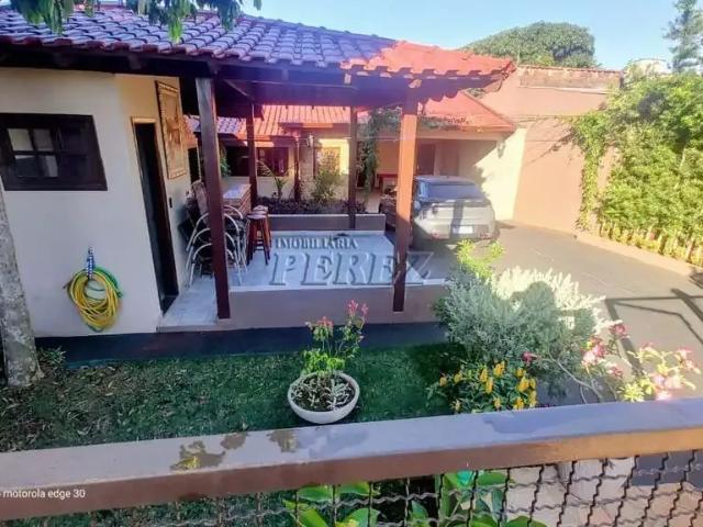 Casa / Sobrado para Venda em Londrina/PR Jardim Piza 4 Quartos