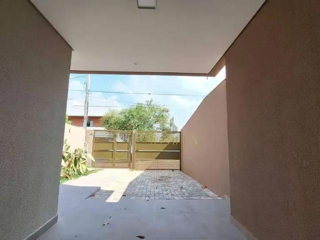 Casa / Sobrado para Venda em Londrina/PR Jardim Portal de Itamaracá 3 Quartos
