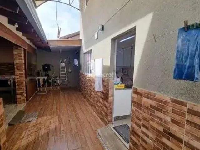 Casa / Sobrado para Venda em Londrina/PR Jardim Planalto 5 Quartos