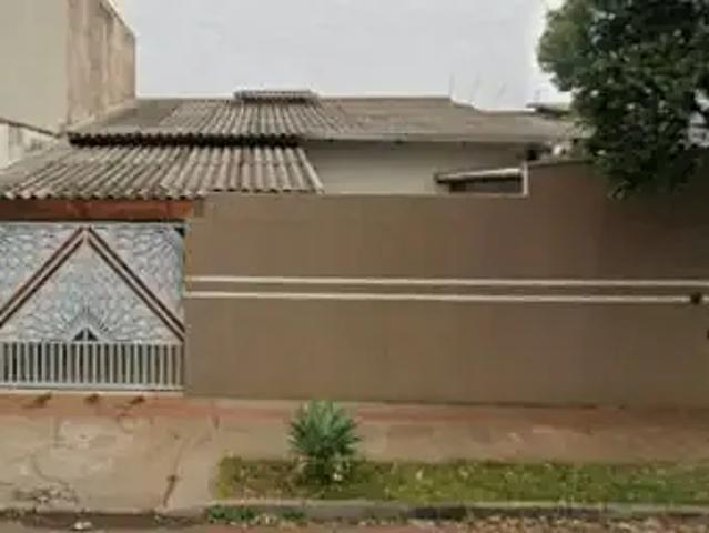 Casa / Sobrado para Venda em Londrina/PR Jardim Planalto 2 Quartos