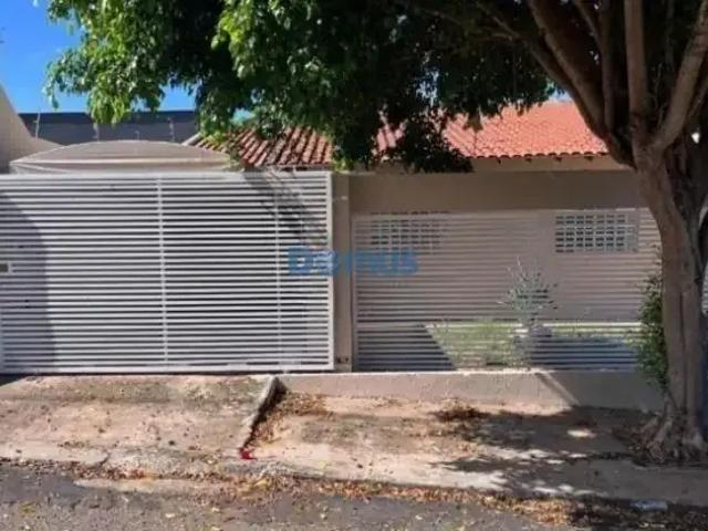 Casa / Sobrado para Venda em Londrina/PR Jardim Planalto 2 Quartos