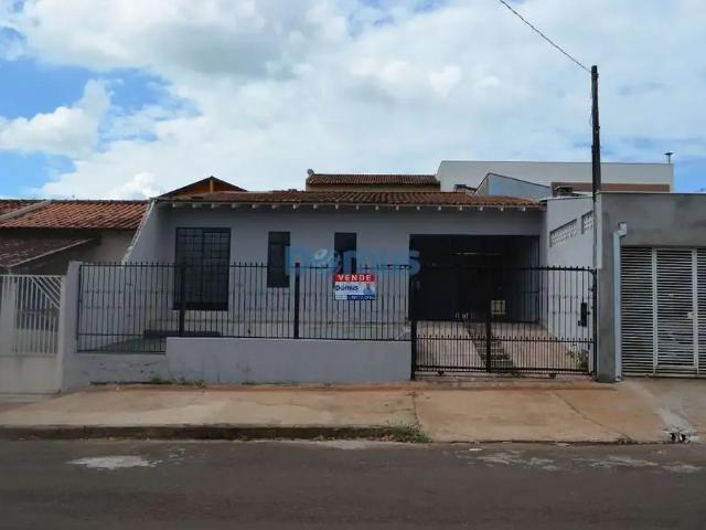 Casa / Sobrado para Venda em Londrina/PR Jardim Planalto 3 Quartos