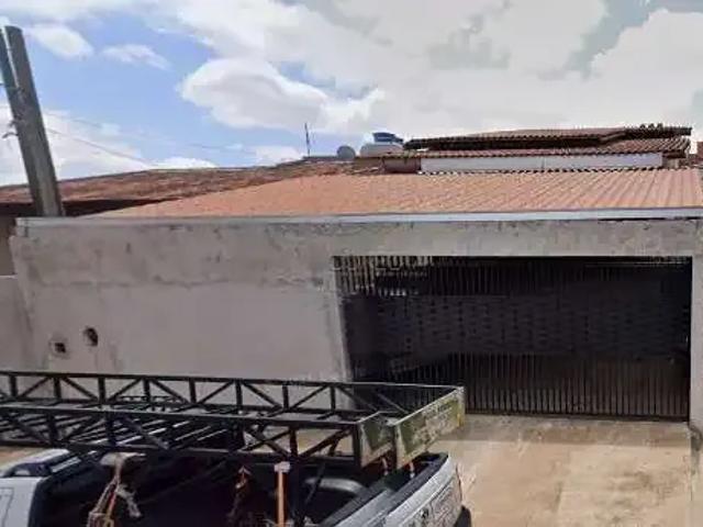 Casa / Sobrado para Venda em Londrina/PR Jardim Planalto 3 Quartos