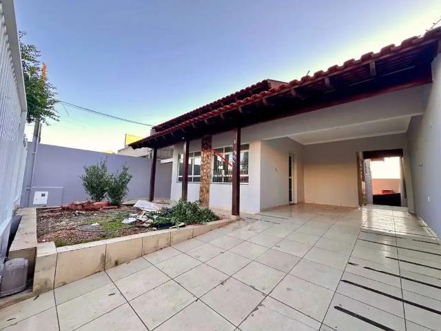 Casa / Sobrado para Venda em Londrina/PR Jardim Planalto 3 Quartos