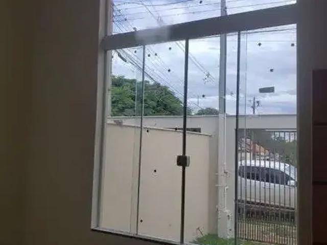 Casa / Sobrado para Venda em Londrina/PR Jardim Prefeito Milton Menezes 2 Quartos