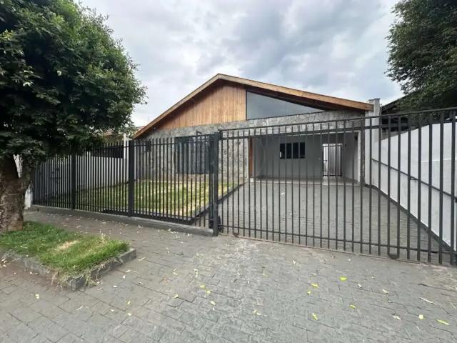 Casa / Sobrado para Venda em Londrina/PR Jardim Presidente 3 Quartos