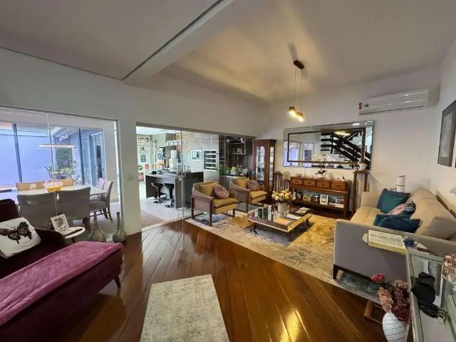 Casa / Sobrado para Venda em Londrina/PR Jardim Presidente 4 Quartos