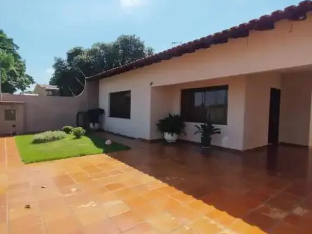 Casa / Sobrado para Venda em Londrina/PR Jardim São Francisco de Assis 4 Quartos
