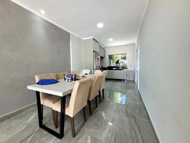 Casa / Sobrado para Venda em Londrina/PR Jardim São Vicente Palloti 3 Quartos