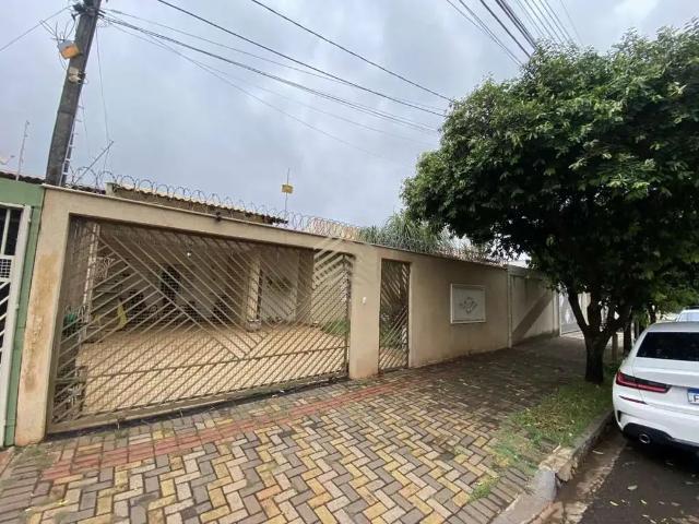 Casa / Sobrado para Venda em Londrina/PR Jardim Santa Alice 3 Quartos